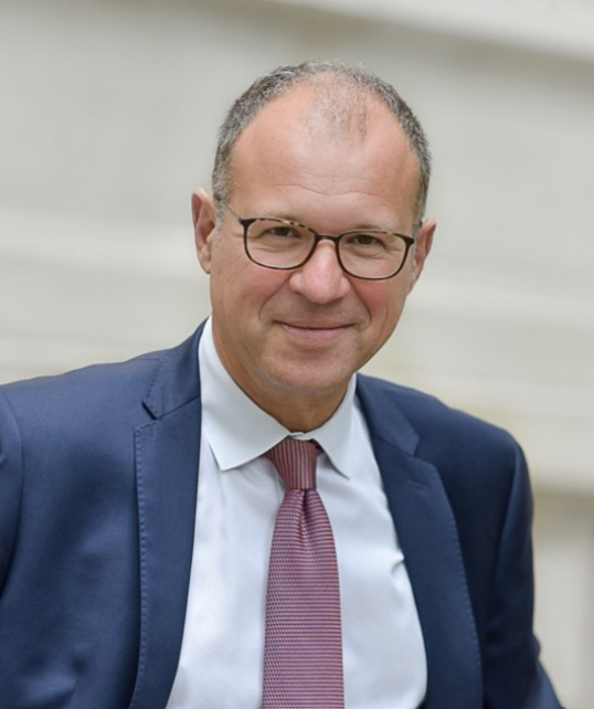 Le Groupe Genaris se renforce avec l'arrivée de Dragos Adrian URSU